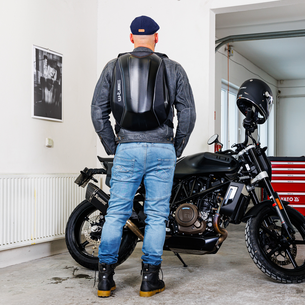 Hard Shell Motorcycle Backpack W-TEC Shellter - inSPORTline